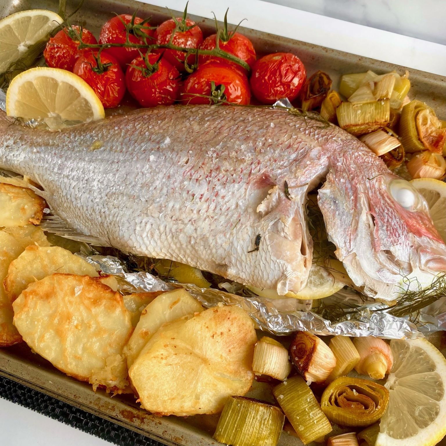 Baked Snapper with Vegetables - onepotdinners.com